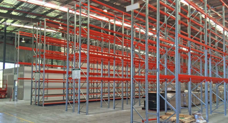 Racking-Installation-selective racking | Macrack Pallet Racking